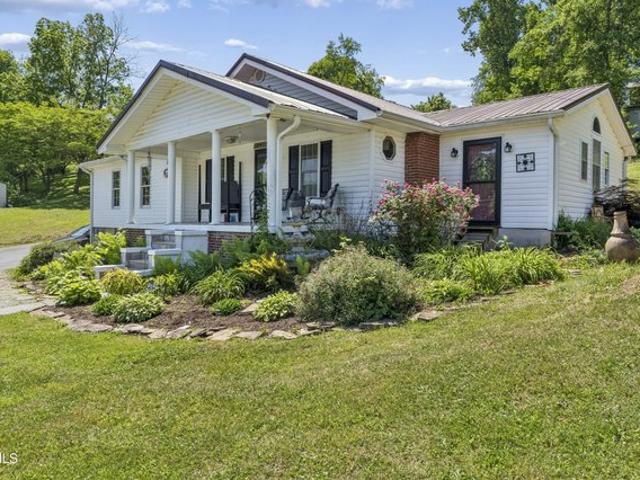 118 Bowers Ave, Johnson City, TN 37601