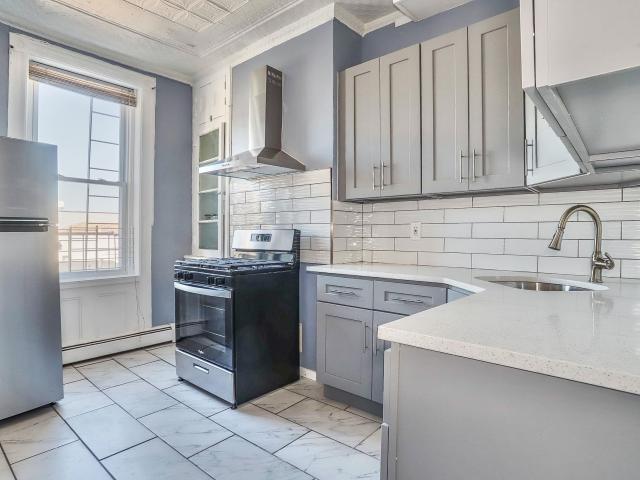 118 Bowers St # 3