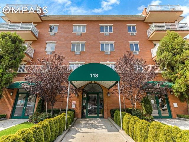 118 Battery Avenue, Brooklyn, NY