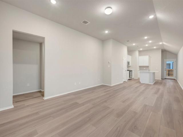 118 Big Banyan Dr