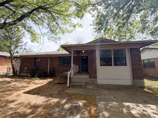 118 Brazos St, Garland, TX 75041 | MLS #21227