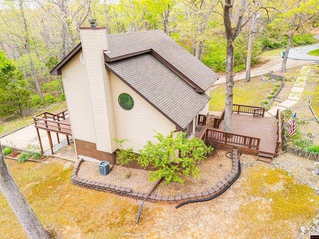118 Brighton St, Bull Shoals, AR 72619