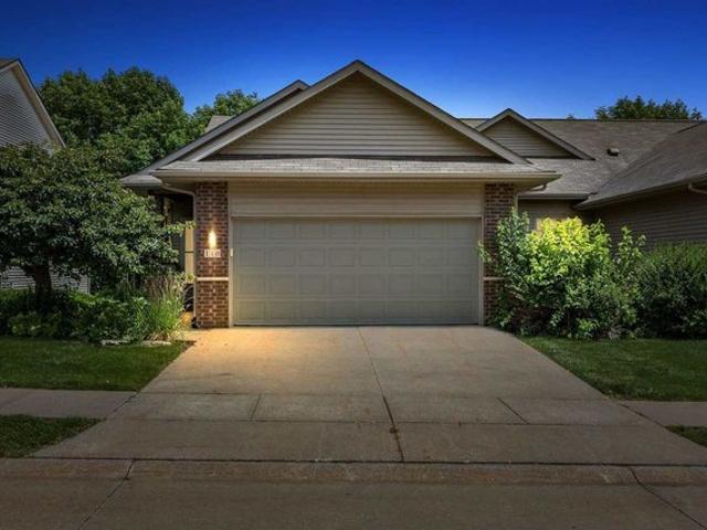 118 Broadmoor Ln, Iowa City, IA 52245