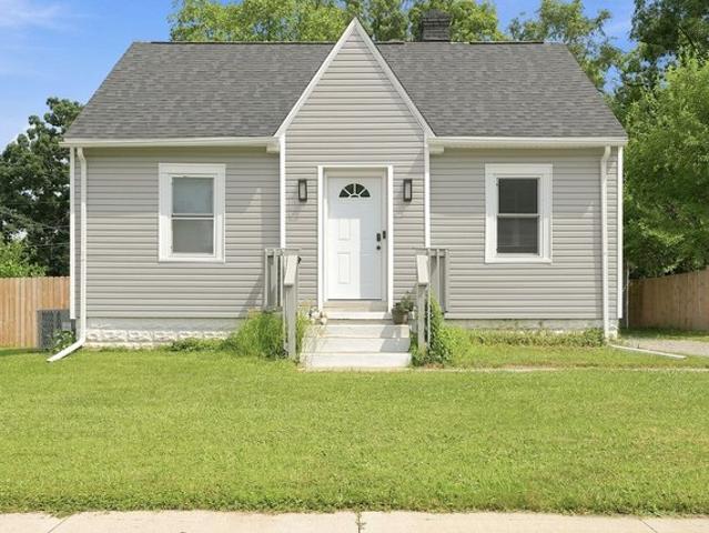 118 Burns Blvd, Fort Wayne, IN 46807