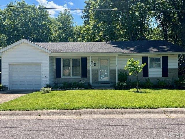 118 Dawn Dr, Washington, MO 63090