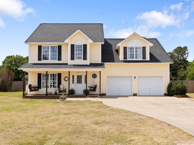 118 Day Lily Ln, Dunn, NC 28334