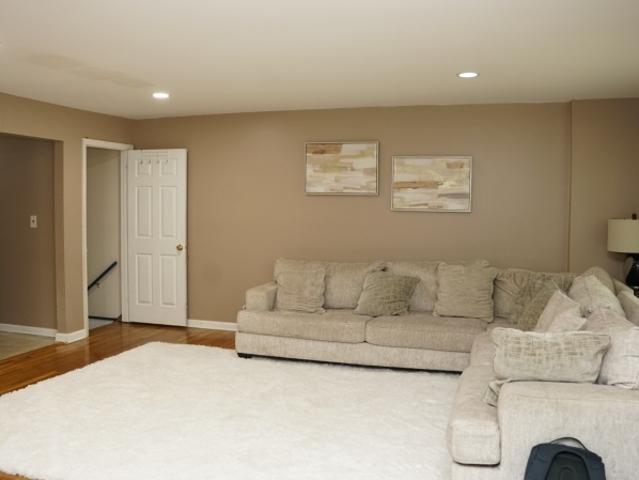 118 Devonshire Ct