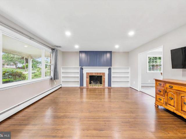 118 Deerfield Road