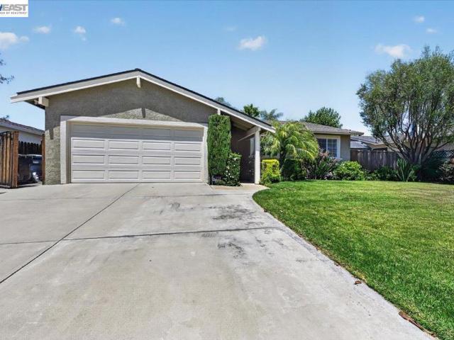 118 Diamond Dr