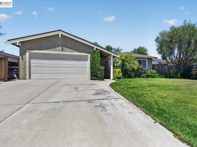 118 Diamond Dr