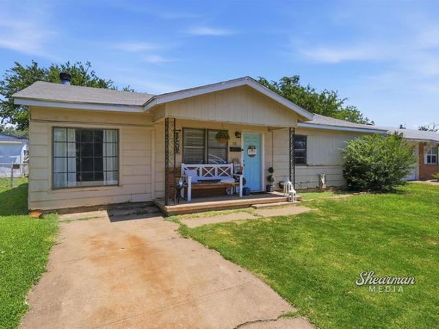 118 Dundee Dr, Wichita Falls, TX 76302