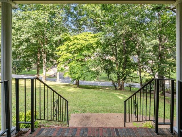 118 Dylark Dr