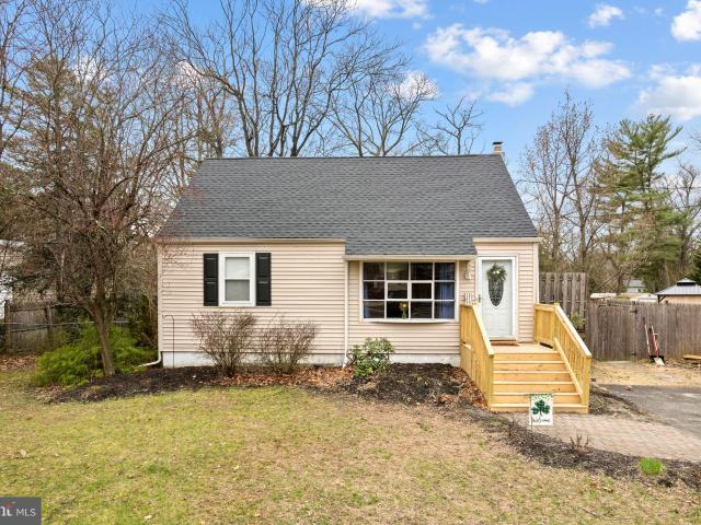 118 E 10th Ave, Pine Hill, NJ 08021 | MLS #NJCD2114 | Compass