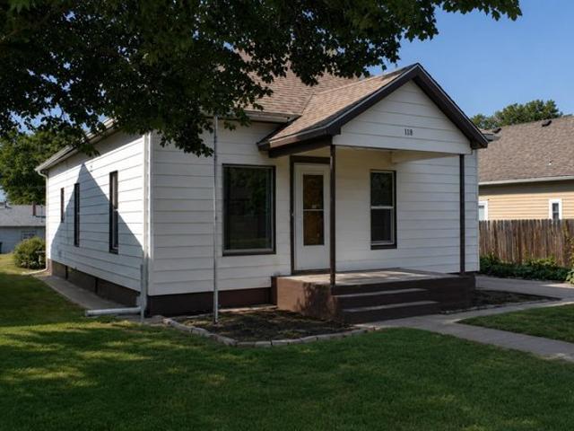 118 E 1st St, Saint Francis, KS 67756