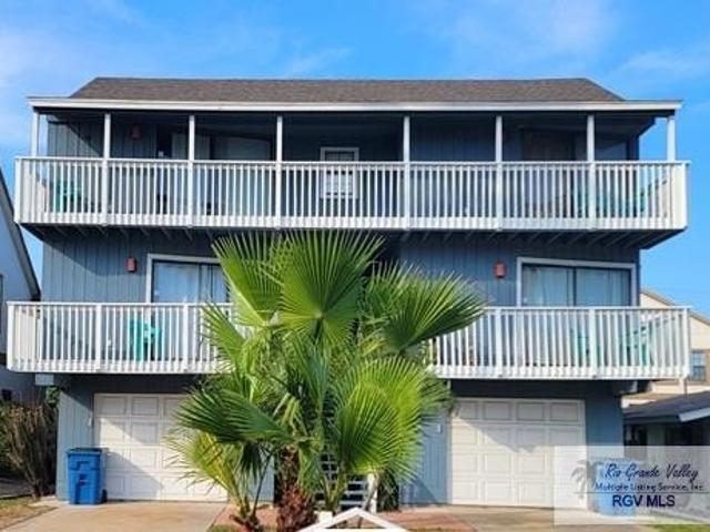 118 E Whiting St, South Padre Island, TX 78597