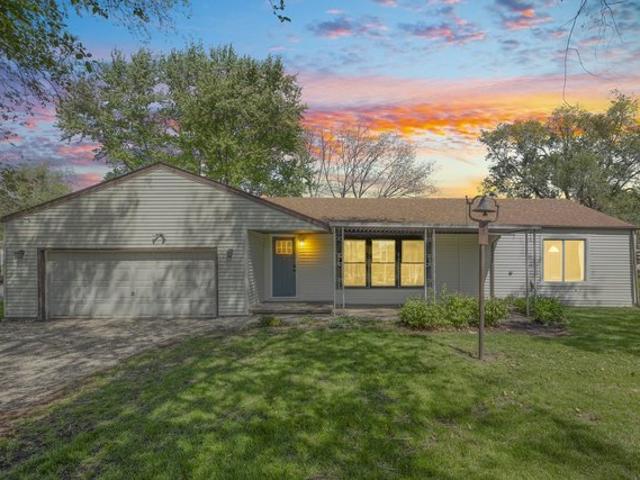 118 E Bower St, Oreana, IL 62554