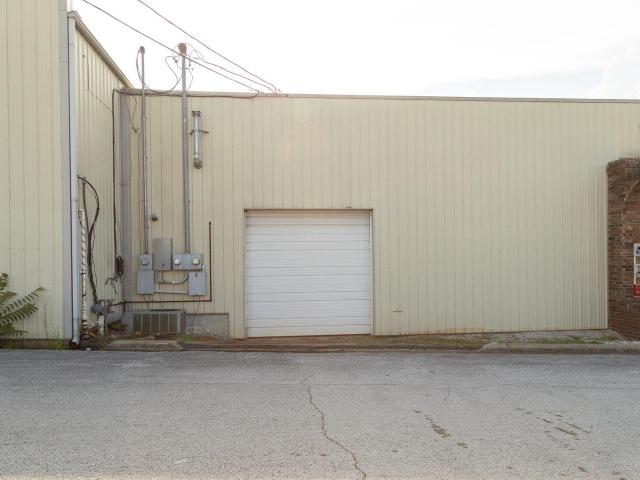 118 E Davis Street