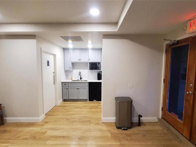 118 E Main Street # 100