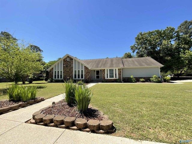118 Emerald Dr, Harvest, AL 35749