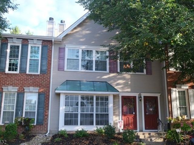 118 Edward Dr, Franklin Twp, NJ 08823