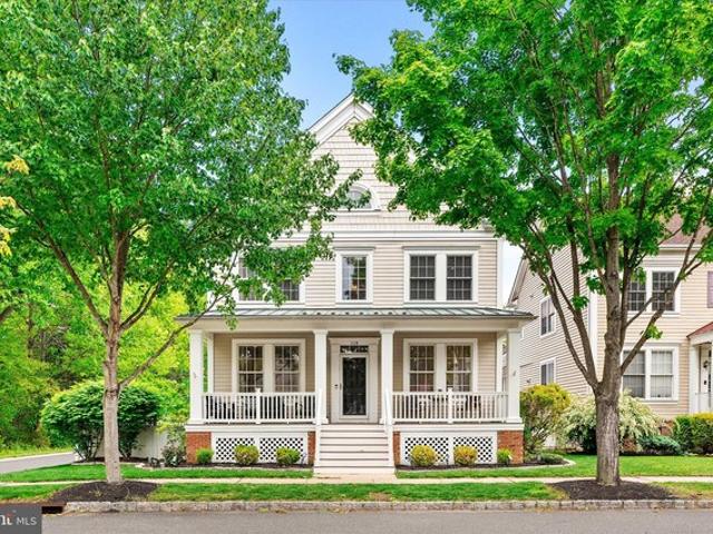118 Everett St, Robbinsville, NJ 08691