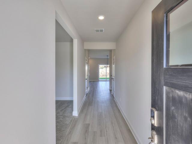 118 Fernbank Ln