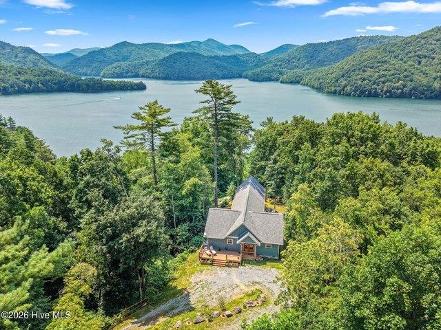 118 Kareny Dr, Topton, NC 28781