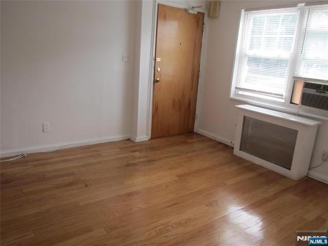118 Hastings Avenue # A