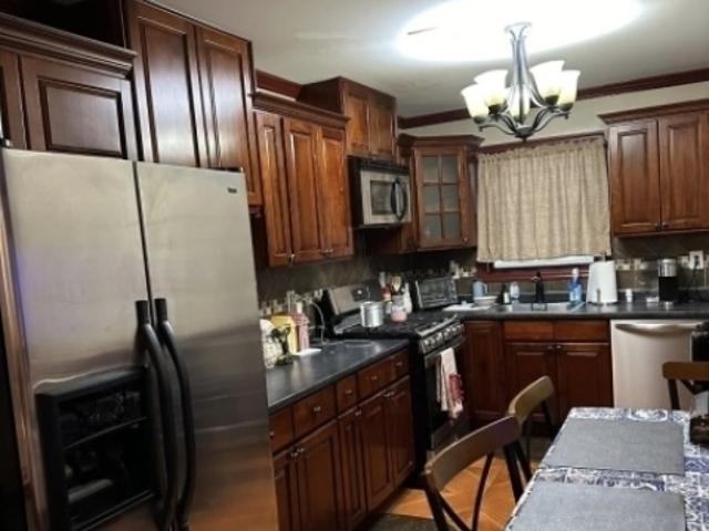 118 Inslee Pl, Elizabeth Port, NJ 07206 | MLS #4020 | Compass
