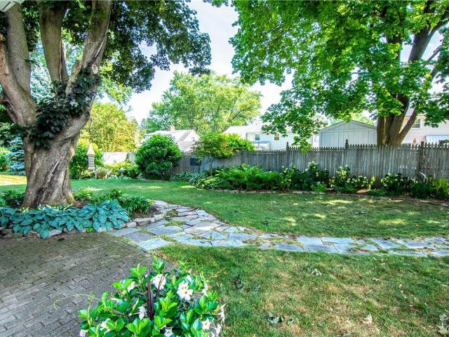 118 Iroquois Lane