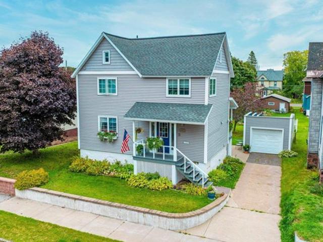 118 Iroquois St, Laurium, MI 49913