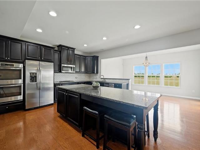 118 Oak Hill LN