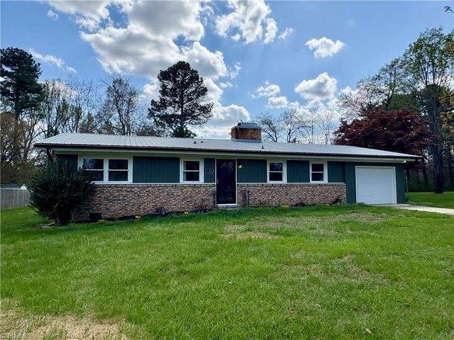 118 Lakeview Cir, Thomasville, NC 27360