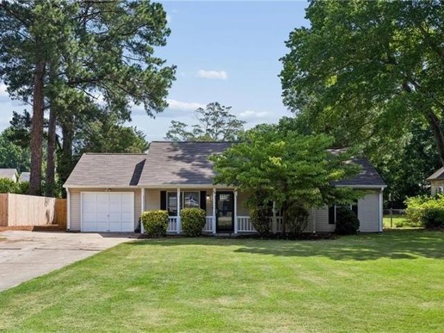 118 Lambert Ln, Newport News, VA 23602
