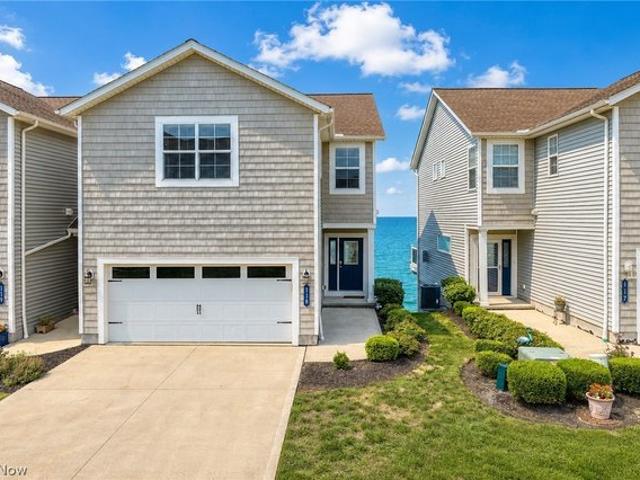 118 Larimar Dr, Willowick, OH 44095