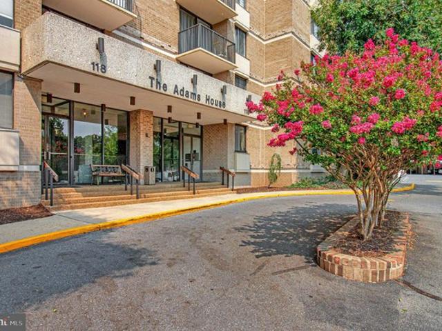 118 Monroe St Apt 1005, Rockville, MD 20850