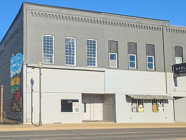 118 Main Street N