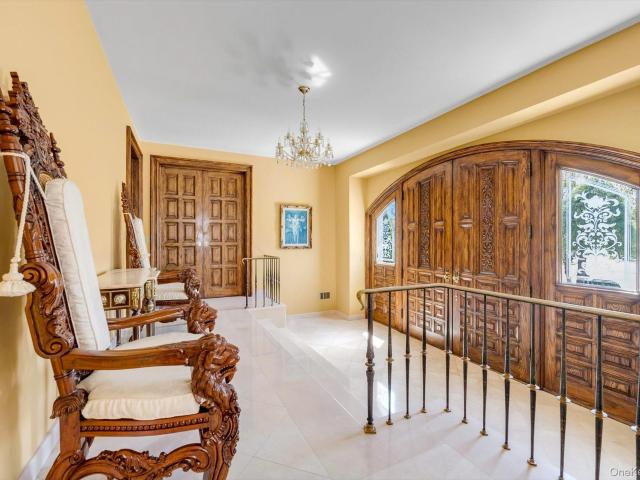 118 Malba Drive
