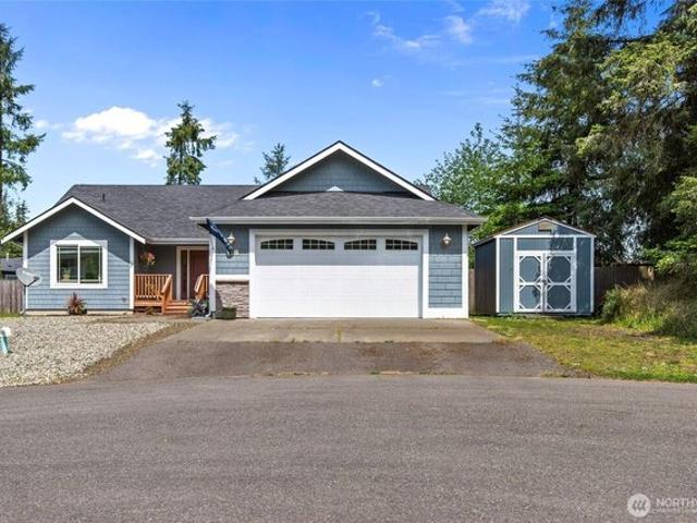 118 Mark Ct SE, Ocean Shores, WA 98569