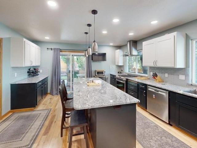 118 N 79th Ave, Yakima, WA 98908