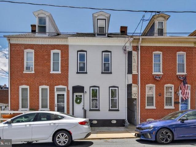 118 N 8th St, Columbia, PA 17512