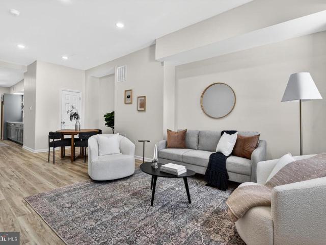 118 N 8Th Street