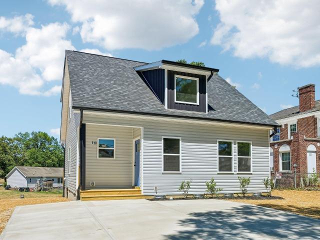 118 N Ireland Street