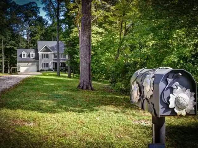 118 NATIONAL LN, WILLIAMSBURG, VA 23185 Single Family Residenc.