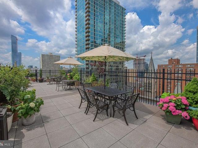 118 S 21st St Apt 1211, Philadelphia, PA 19103
