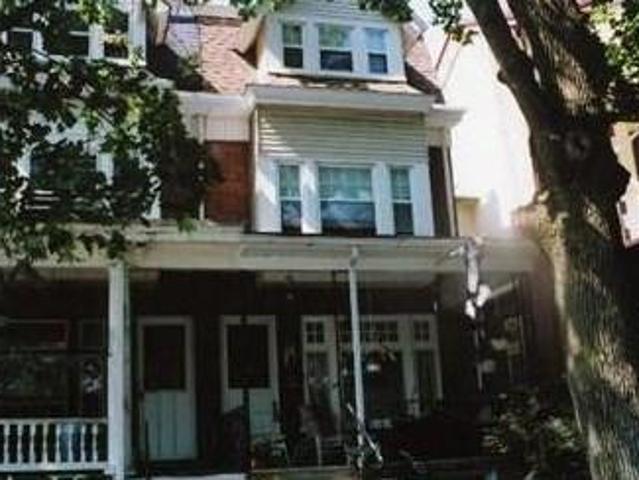 118 S West St, Allentown, PA 18102