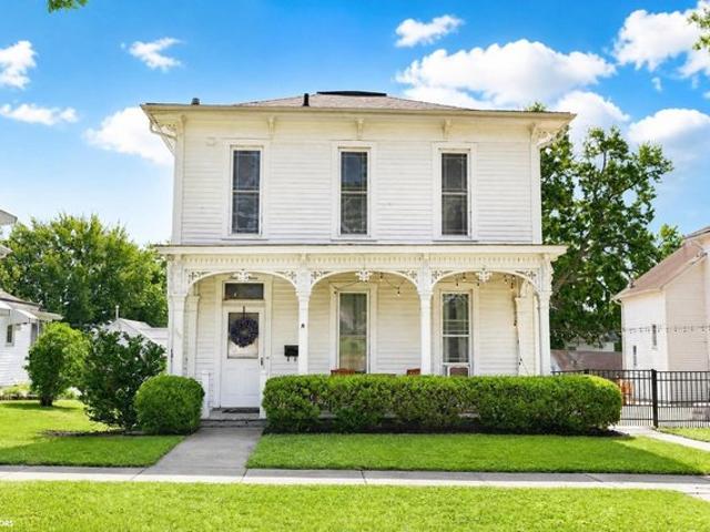 118 S Woodlawn Ave, Burlington, IA 52601