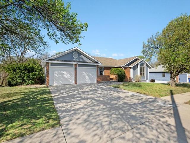 118 S Kiowa Ct, Junction City, KS 66441
