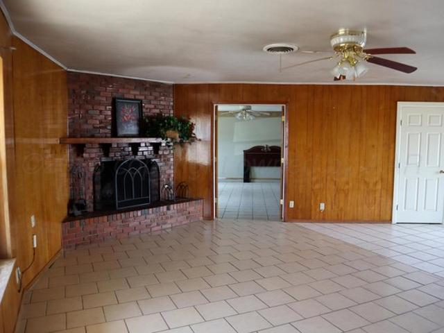 118 San Obregon St, Hereford, TX 79045