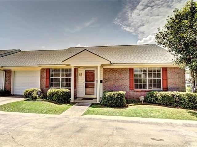 118 Starlight Dr, Natchitoches, LA 71457